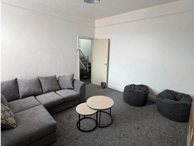 Strathmore Crescent, Newcastle Upon Tyne NE4, Room to rent, £450 pcm | PrimeLocation