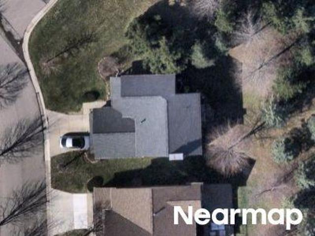 Strathmore Ln