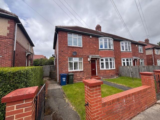 Strathmore Road, Gosforth, Newcastle Upon Tyne NE3, 2 bed flat to rent, £825 pcm | PrimeLocation