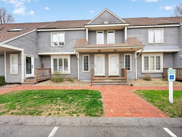 Strathmore Shire Dr Unit E, Uxbridge, Condo For Sale