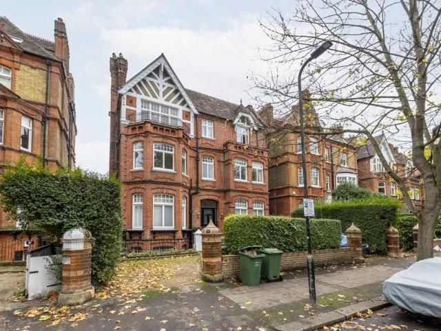 Strathray Gardens, London NW3 2 bed flat to rent £2,600 pcm £600 pw