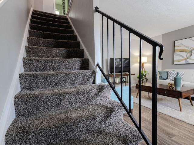 Stratton 1 Bedroom Apartment for Rent at 333 Whispering Brook Dr, Louisville, KY 40229