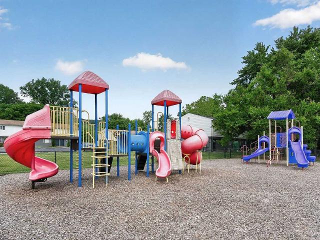 Stratton 1 Bedroom Apartment for Rent at 333 Whispering Brook Dr, Louisville, KY 40229