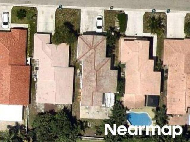 Stratton Ln