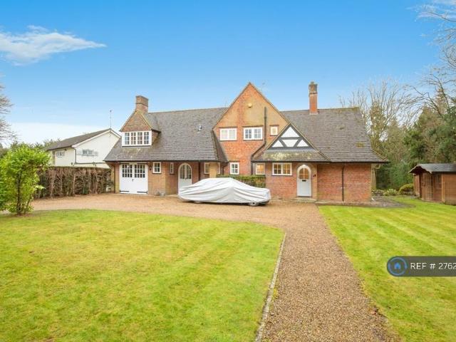 Stratton Road, Beaconsfield, HP9 4 bed detached house to rent £4,550 pcm £1,050 pw