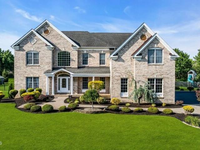 Stream Bank Dr, Freehold, Home For Sale