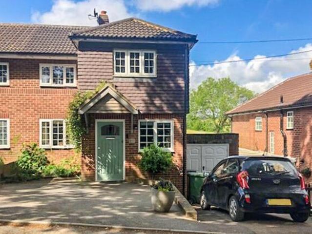 Stream Farm Cottages, Netherfield Road, 3 Bedroom Semi detached