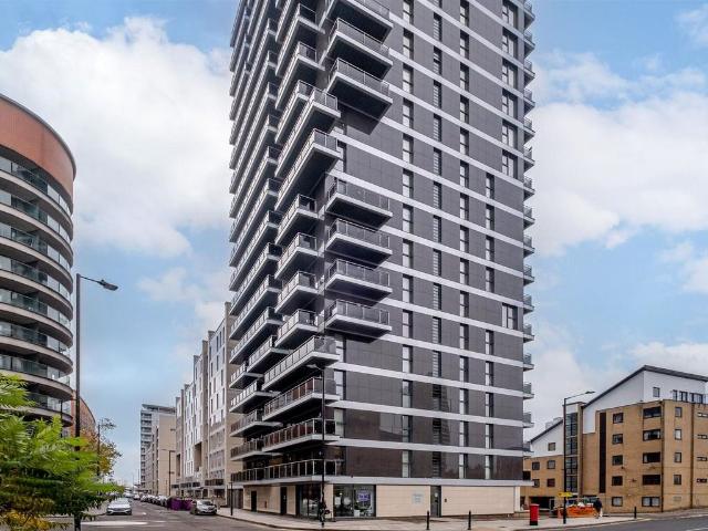 Streamlight Tower, E14 1 bed flat to rent £2,200 pcm £508 pw