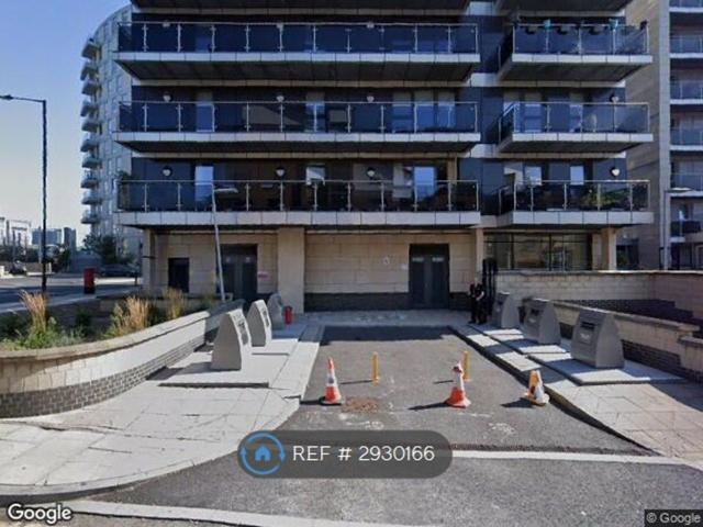 Streamlight Tower, London E14, 1 bed flat to rent, £1,500 pcm | PrimeLocation
