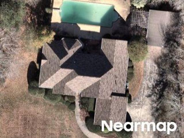 Streamside Dr