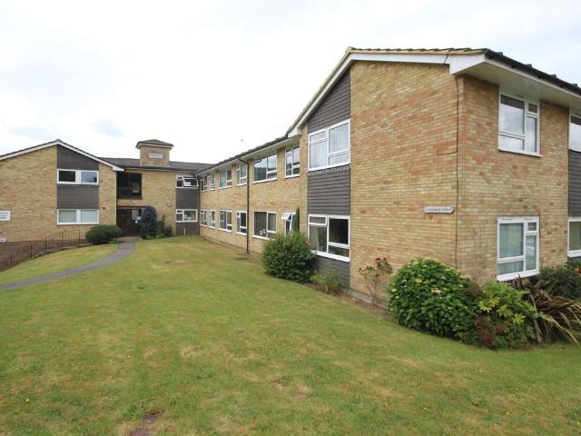Streatfield Road, Heathfield TN21, 1 bed flat to rent, £975 pcm | PrimeLocation