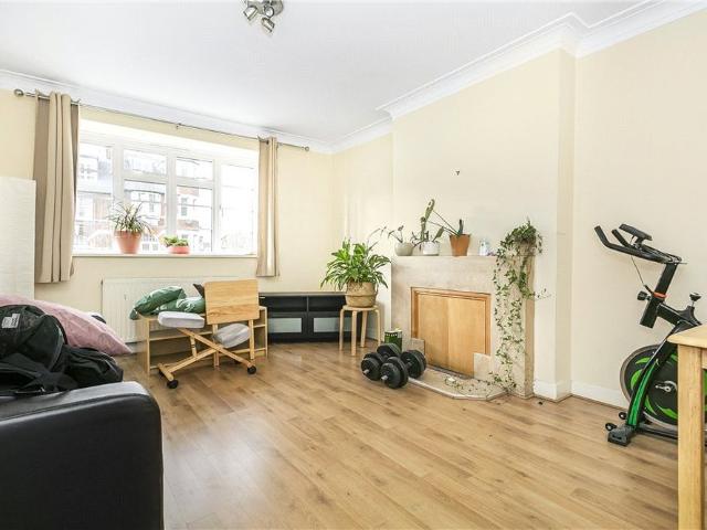 Streatham High Road, London, SW16 1EY
