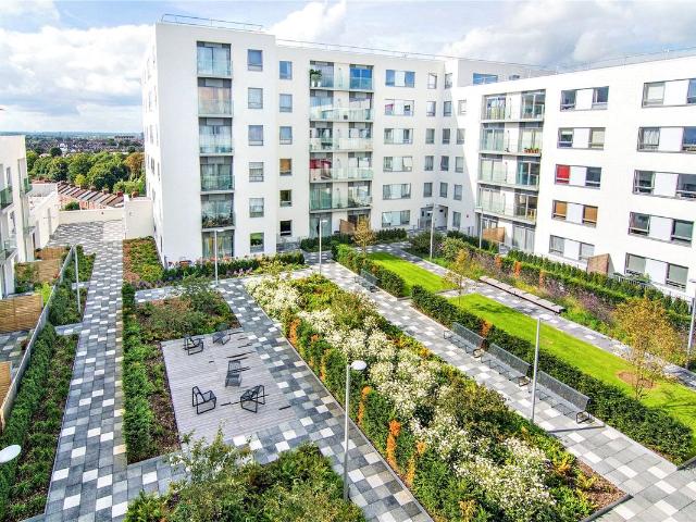 Streatham High Road, Streatham, London SW16, 1 bed flat to rent, £1,900 pcm | PrimeLocation