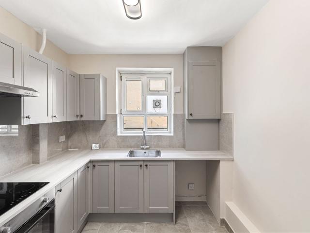 Streatham Hill, London SW2, 1 bed flat to rent, £2,295 pcm | PrimeLocation