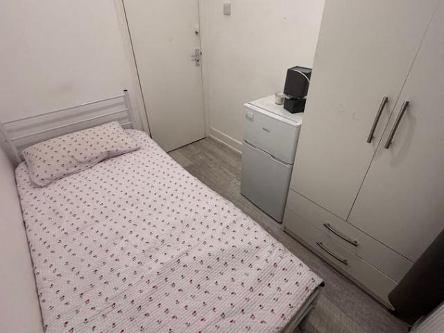 Streatham Road, London SW16, Room to rent, £560 pcm | PrimeLocation