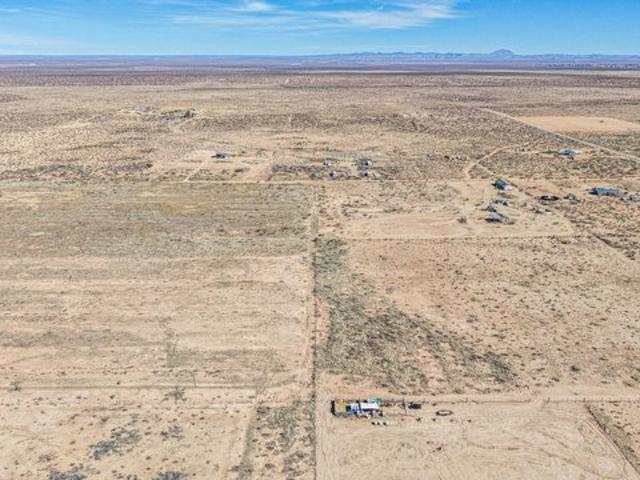 Street, Chaparral, NM 88081