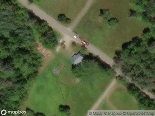 Streeter Pond Rd