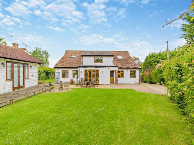 Streetly End, West Wickham, CB21 6 bed detached house to rent £2,999 pcm £692 pw