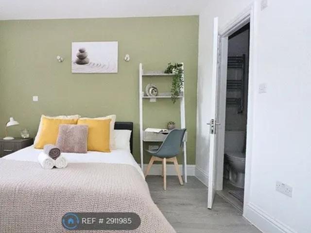 Strelley Way, London, W3 7AY, United Kingdom | Room for rent #168159060 | Rentberry
