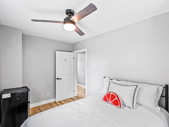 Stress free living with comfort and style. 7 minutes away to downtown, close to 64, near Capitol trail and Rocketts Landing