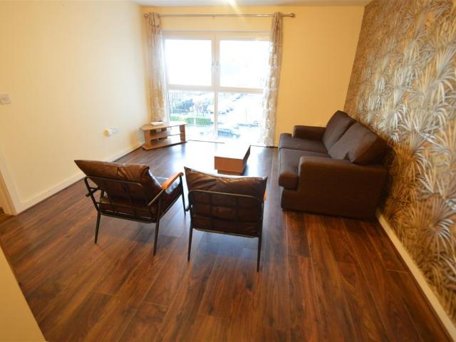 Stretford Road, Manchester M15, 2 bed flat to rent, £1,350 pcm | PrimeLocation