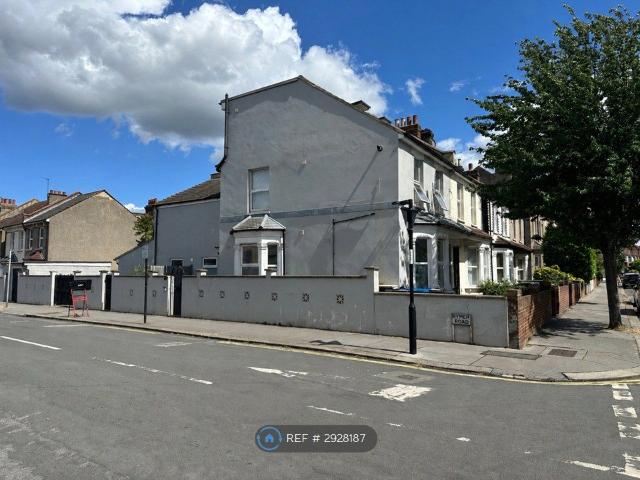 Stretton Road, Croydon CR0, 2 bed flat to rent, £1,575 pcm | PrimeLocation