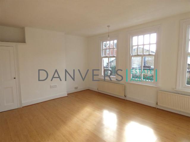 Stretton Road, Leicester LE3, 3 bed terraced house to rent, £1,325 pcm | PrimeLocation