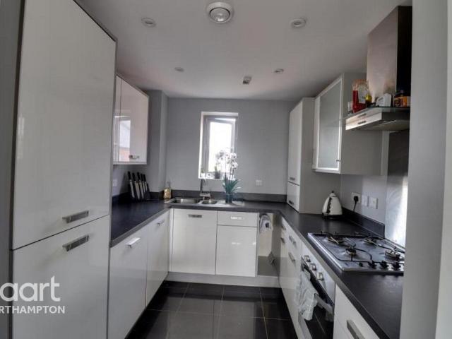 Strobel Drive, Northampton 2 bed apartment to rent £1,150 pcm £265 pw
