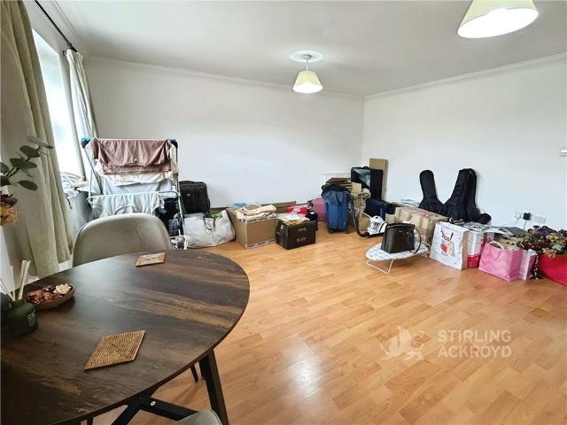 Strode Street, Egham, Surrey, TW20 9BX