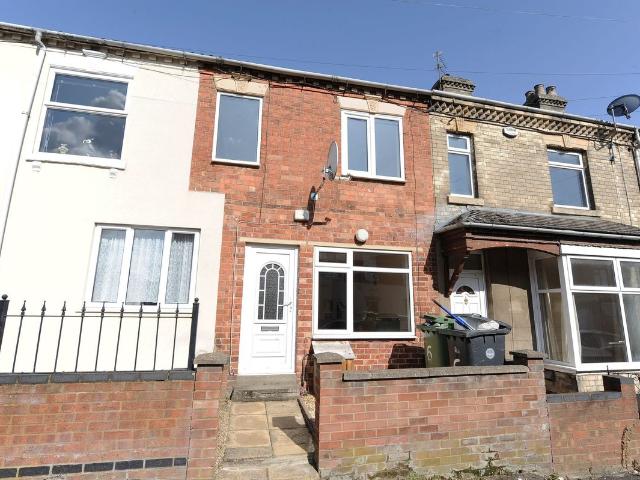 Strode Road, Wellingborough NN8, 2 bed terraced house to rent, £895 pcm | PrimeLocation