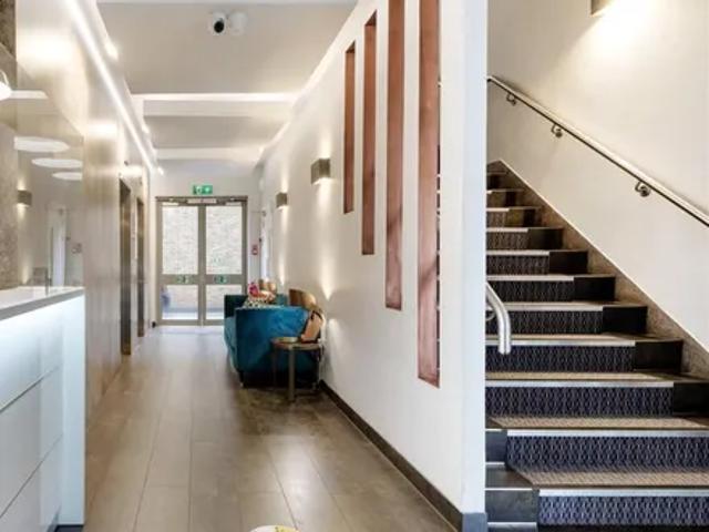 Stroke Association, 238 City Road, London, EC1V 2TT, United Kingdom | 2 bed apartment for rent #130323547 | Rentberry
