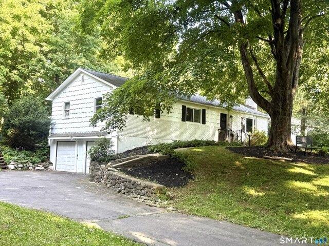 Strongtown Rd, Southbury, Home For Sale