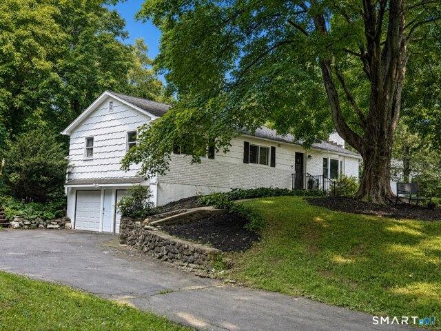 Strongtown Rd, Southbury, Home For Sale