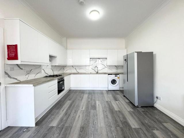 Stroud Green Road, Finsbury Park 5 bed flat to rent £4,800 pcm £1,108 pw