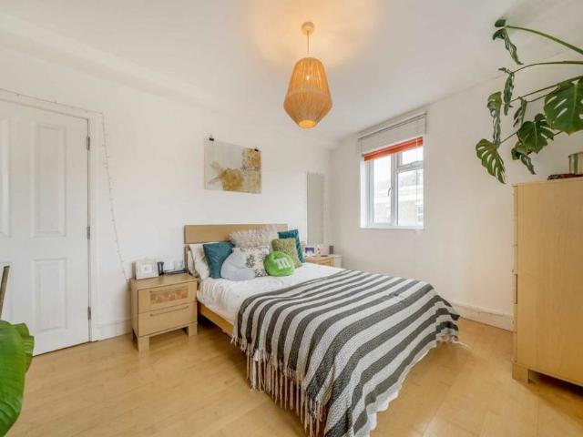 Stroud Green Road, N4, London