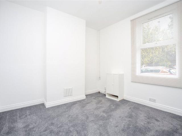 Stroud Road, Gloucester, Gloucestershire GL1, 2 bed terraced house to rent, £1,100 pcm | PrimeLocation