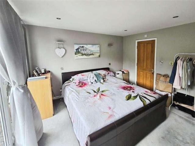 Stroude Road, Virginia Water, Surrey, GU25