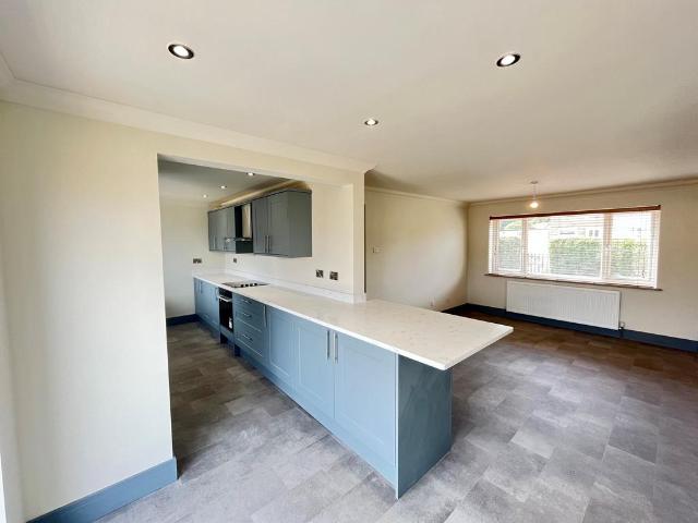 Stuart Close, BRANDON 4 bed detached house to rent £2,150 pcm £496 pw
