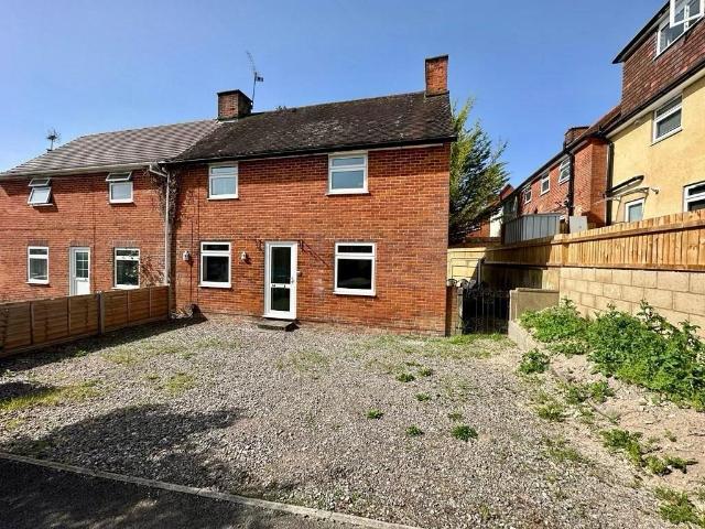 Stuart Crescent, Winchester SO22, 5 bed shared accommodation to rent, £2,475 pcm | PrimeLocation