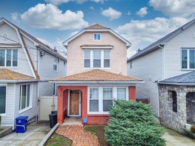 Stuart St, Brooklyn, Home For Sale