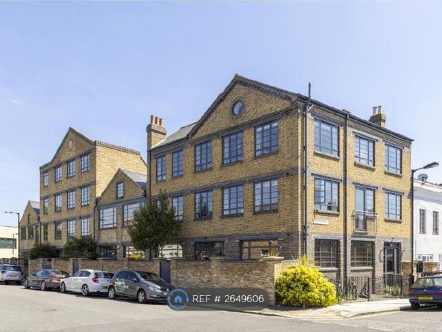 Stuart Road, London SE15, 1 bed flat to rent, £1,950 pcm | PrimeLocation
