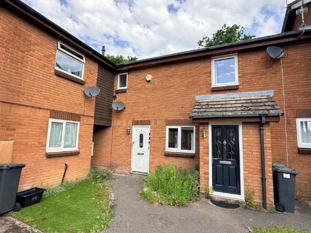 Stubbington Way, Fair Oak SO50, 2 bed end terrace house to rent, £1,200 pcm | PrimeLocation