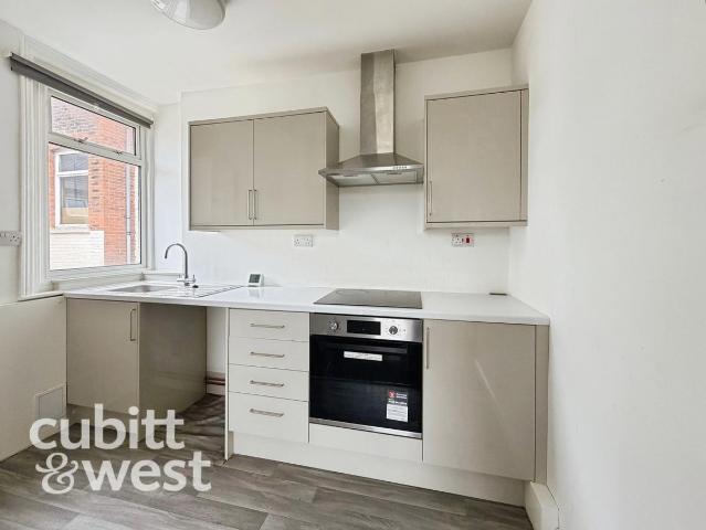 Stubbington Avenue, Portsmouth PO2, 1 bed flat to rent, £1,050 pcm | PrimeLocation