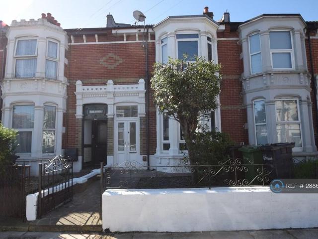 Stubbington Avenue, Portsmouth, PO2 4 bed terraced house to rent £1,950 pcm £450 pw