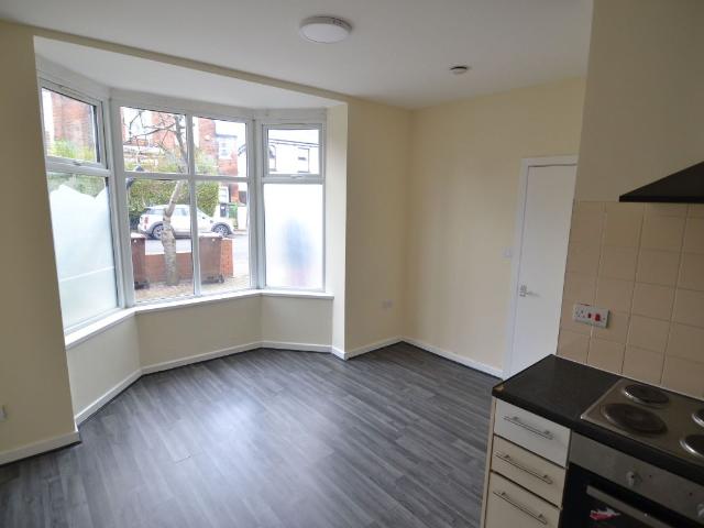 Stubbs Road, Wolverhampton WV3, 1 bed flat to rent, £575 pcm | PrimeLocation