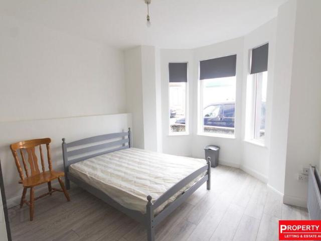 STUDENT ACCOMMODATION, 5 Fairman Place, Derry/Londonderry, BT48 7LD