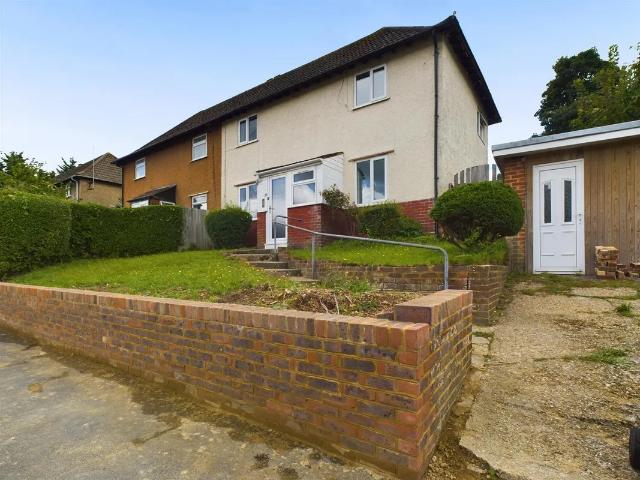 student_apartment for rent in Colbourne Avenue