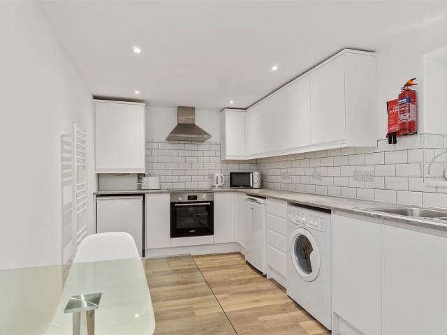 student_apartment for rent in North Road East, Plymouth