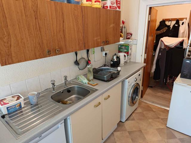 student_apartment for rent in Richmond Road Roath Cardiff CF24 3BS