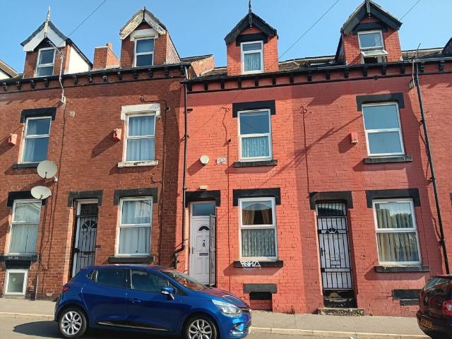 student_apartment in Harold Terrace,Ls6